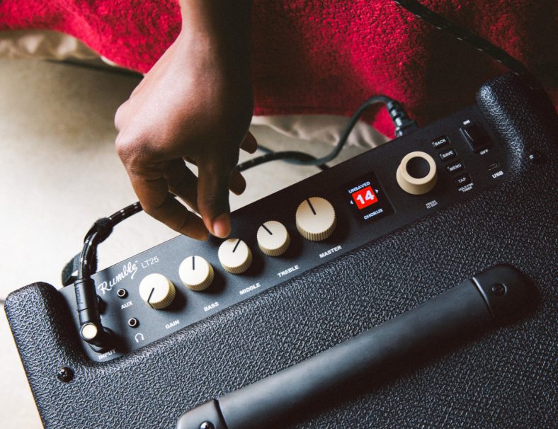 8 Best Modeling Amps Reviewed in Detail [Dec. 2020]