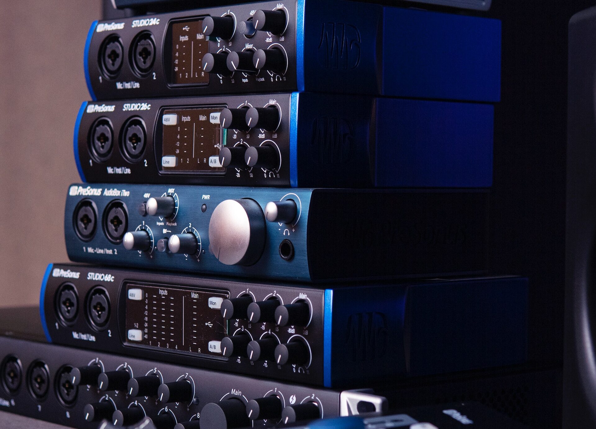 Best USB-C Audio Interfaces Reviewed In Detail [Jun. 2024]